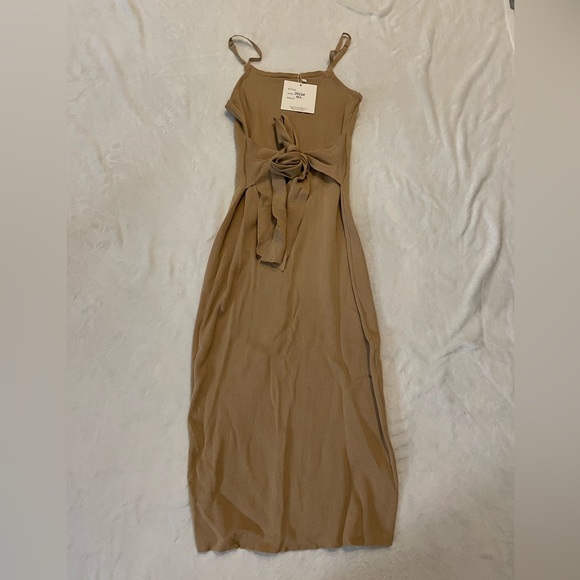 Reverse | Dresses | Reverse Tan Dress With Tie Waist | Poshmark